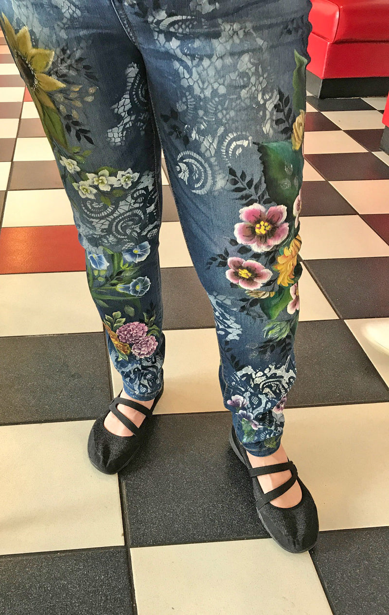 Fabric Painting 2019 - Jeans Downloadable Video Lesson – Dewberry U